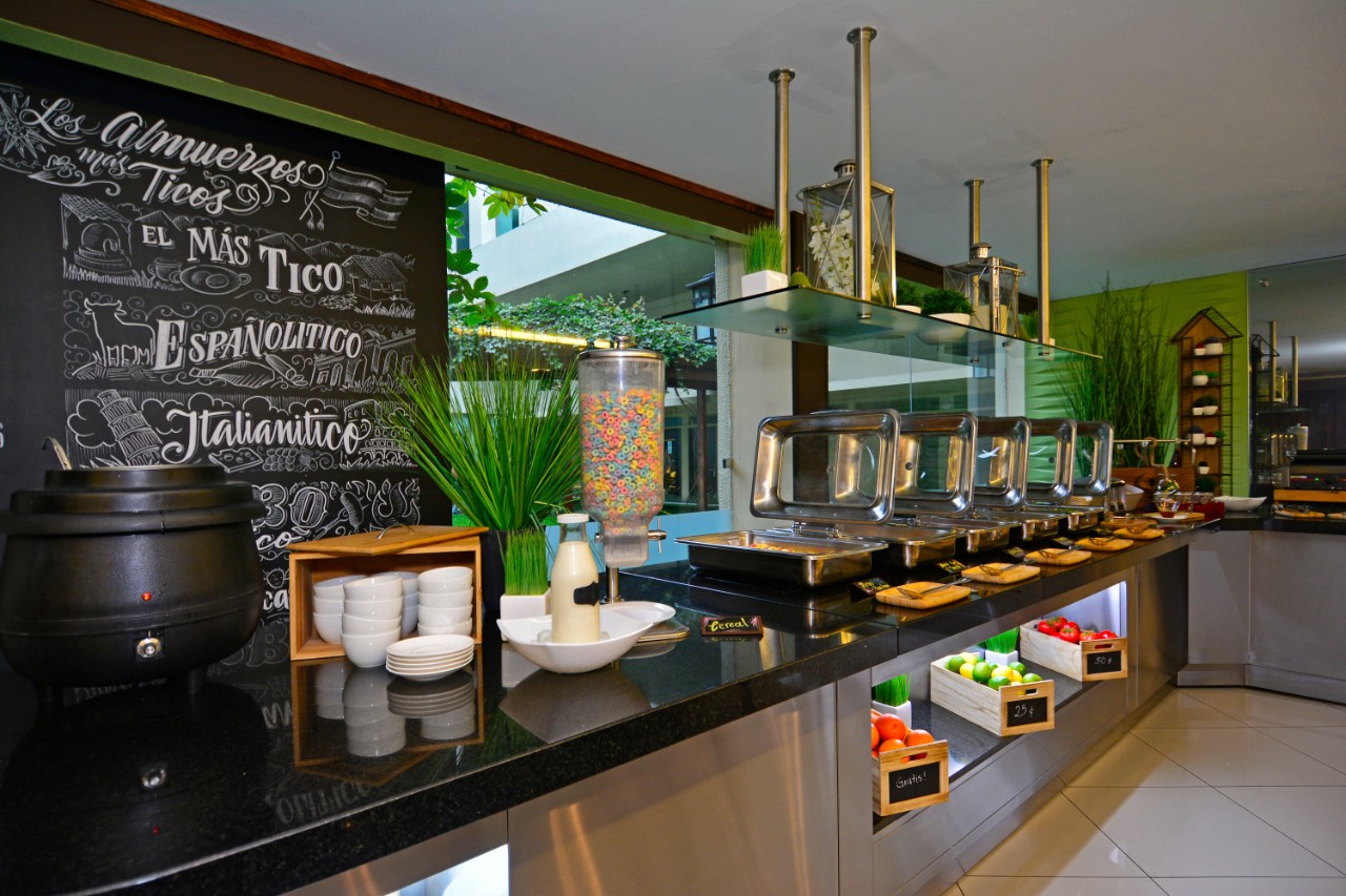 Costa Rican Cuisine | Restaurant - Auténtico Hotel