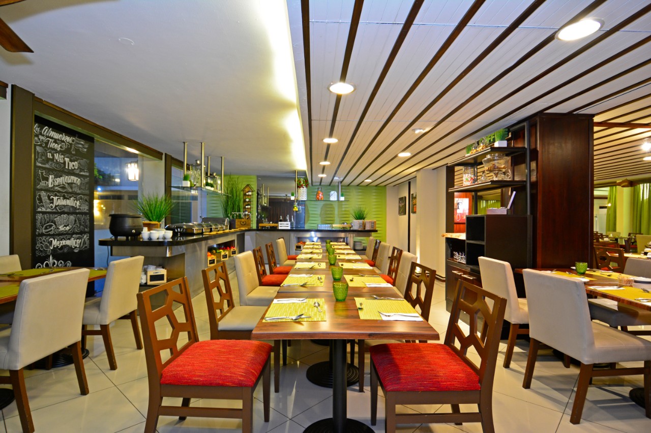 Costa Rican Cuisine | Restaurant - Auténtico Hotel
